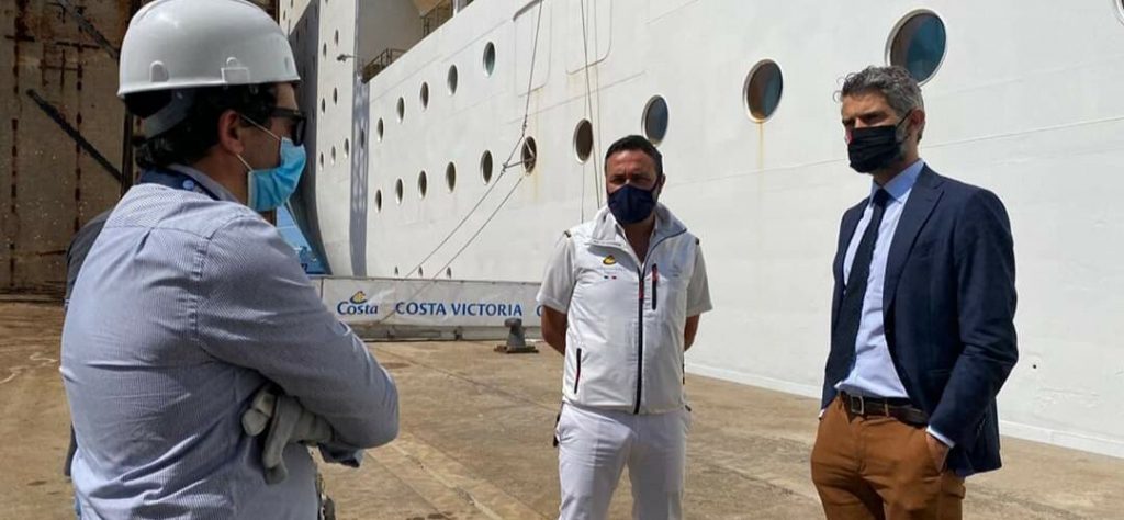 Disarmo di Costa Victoria a Piombino - Messaggero Marittimo