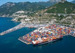 Salerno Container Terminal allarga il parco movimentazione merci ...